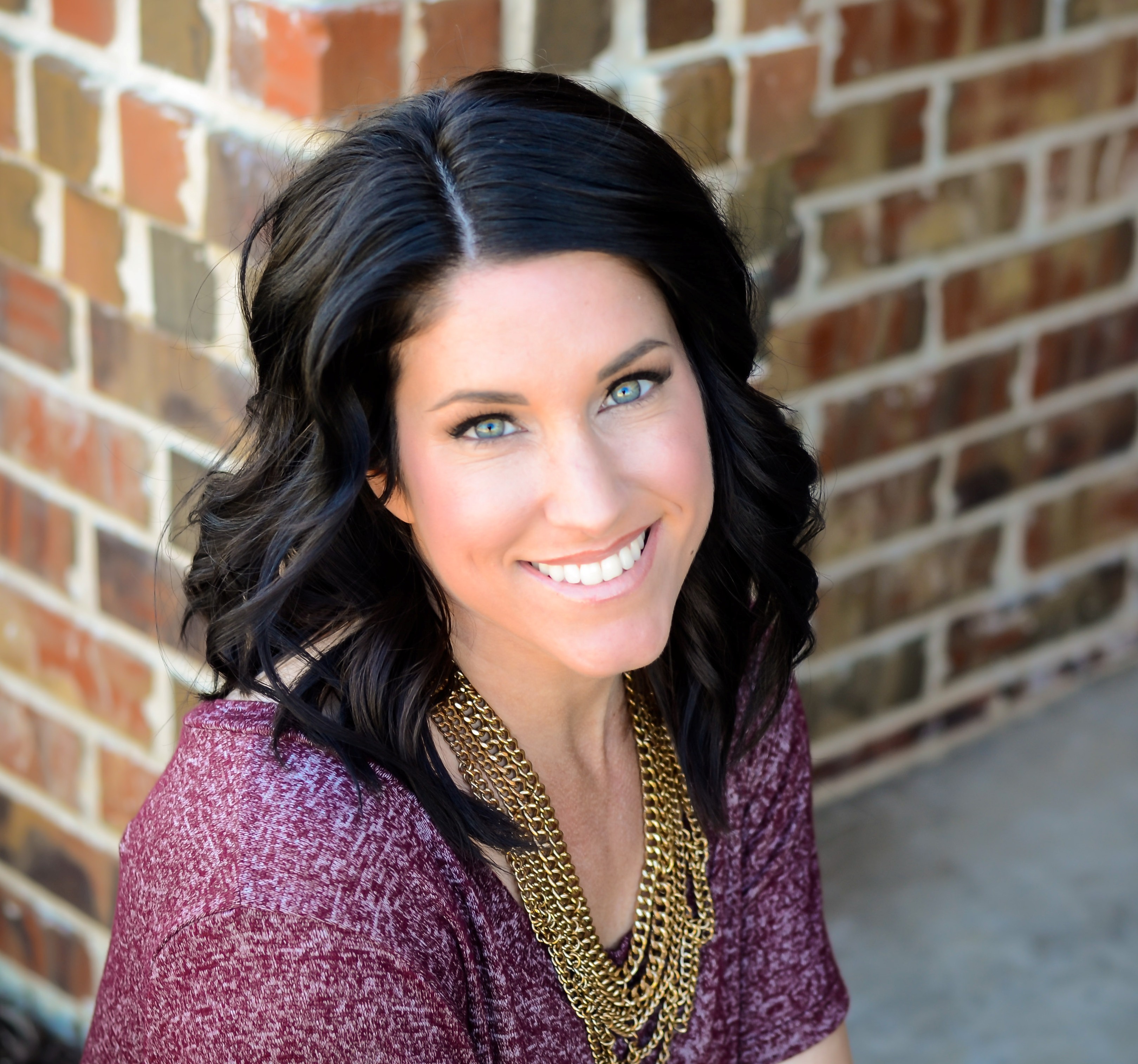 Head Shot_Jennifer Reed - The Sister Studio