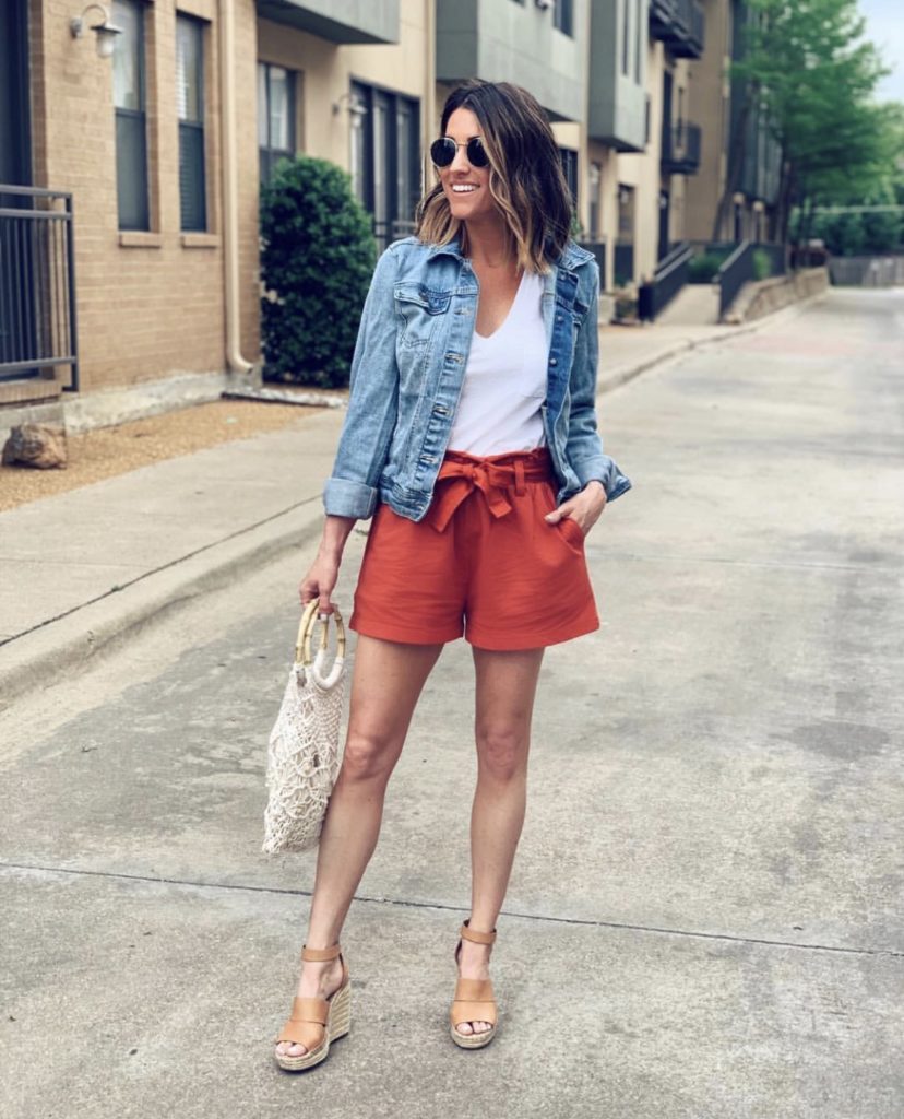 30 Ways to style a Denim Jacket - The Sister Studio